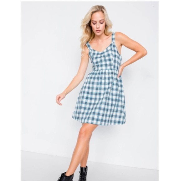 Gilli | Dresses | Nwt Plaid Cut Out Back Sundress | Poshmark